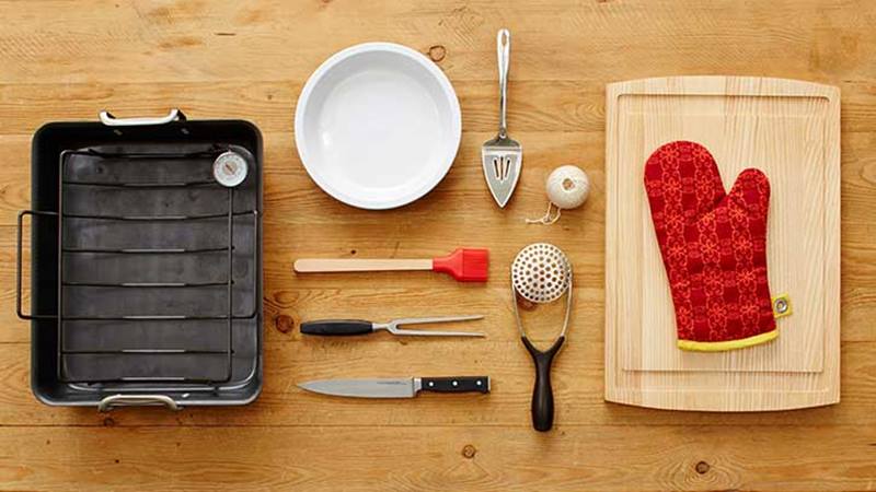 10 Essential Kitchen Tools for Thanksgiving - BettyCrocker.com