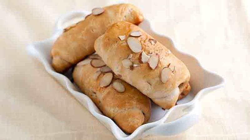 Baking with Nuts - BettyCrocker.com